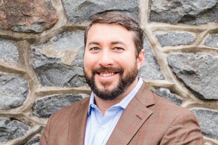 Augmented Reality in IoT: An interview with Ian Kanski, CTO of UrsaLeo ...