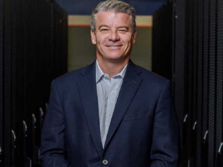 Flexential: Interconnected Data Centers and Hybrid Cloud IT Solutions ... Flexential: Interconnected Data Centers and Hybrid Cloud IT Solutions ...